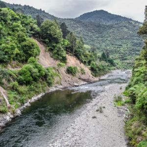 Difference Between Rivers and Streams [Surprising Facts] - Pond Informer
