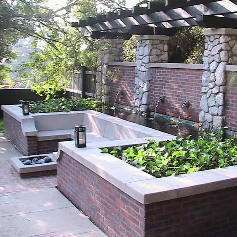 27 Raised Pond Ideas for Small Gardens - Pond Informer