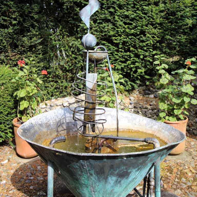 27 Raised Pond Ideas for Small Gardens - Pond Informer