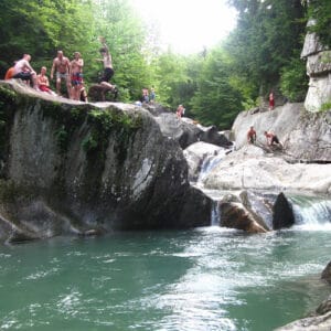 Top 10 Stunning USA Waterfalls You Can Swim In (Ranked) - Pond Informer