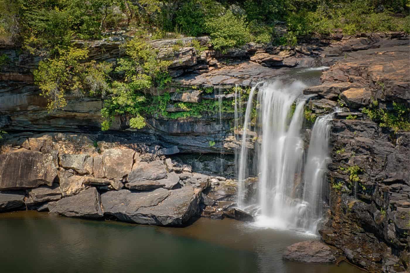 Top 10 Stunning USA Waterfalls You Can Swim In (Ranked) - Pond Informer