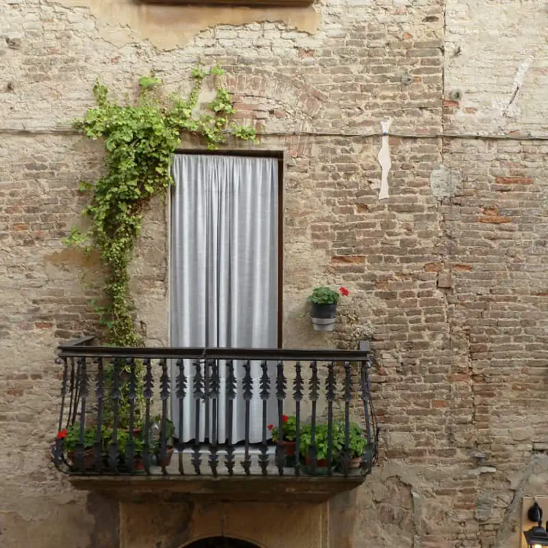 25 Garden Decoration Ideas for Balconies - Pond Informer